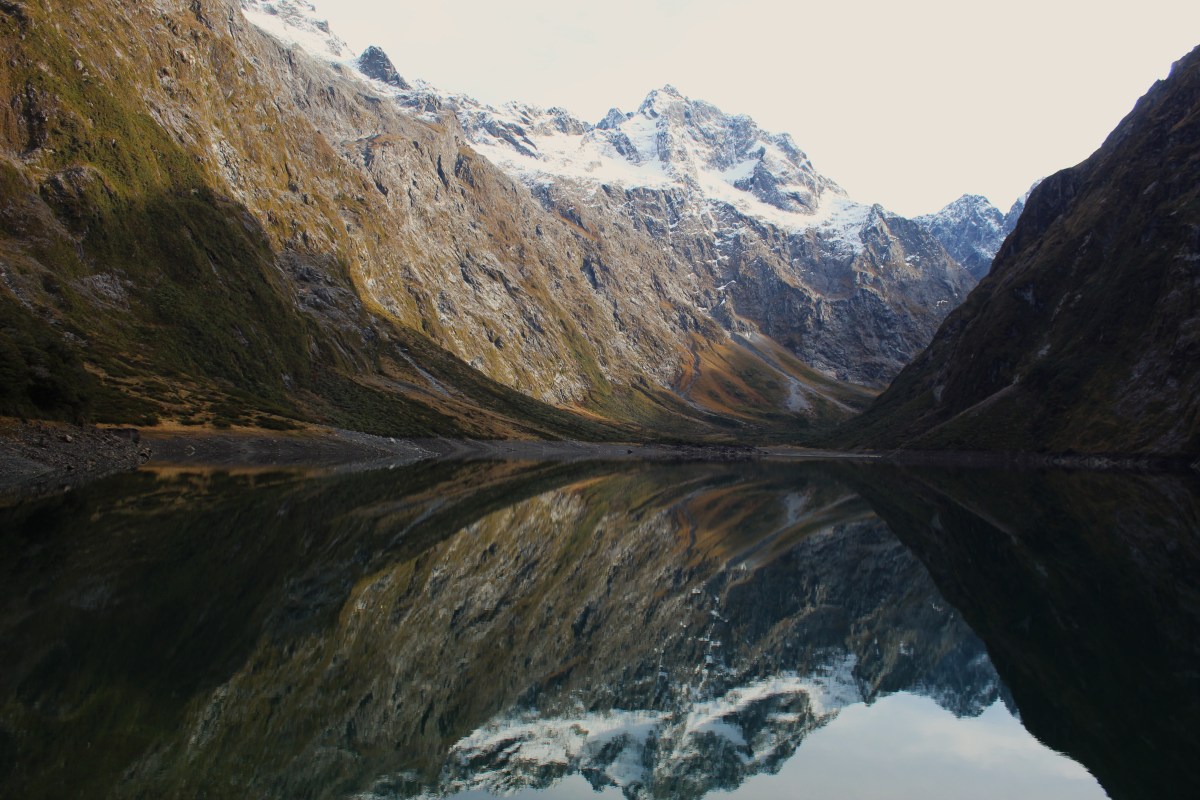 Hiking to Lake Marian in Fiordland National Park – Peaks and Places ...